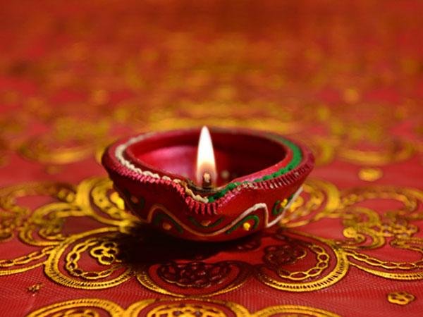 Light Up Your House With Some Unique Diwali Diyas The Xerxes